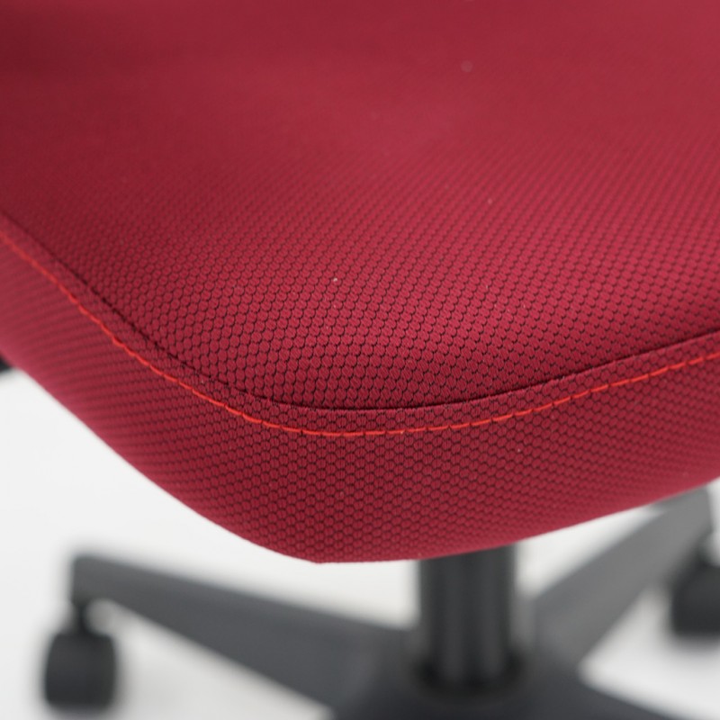Elektra Low Back Office Chair Black/Maroon Color