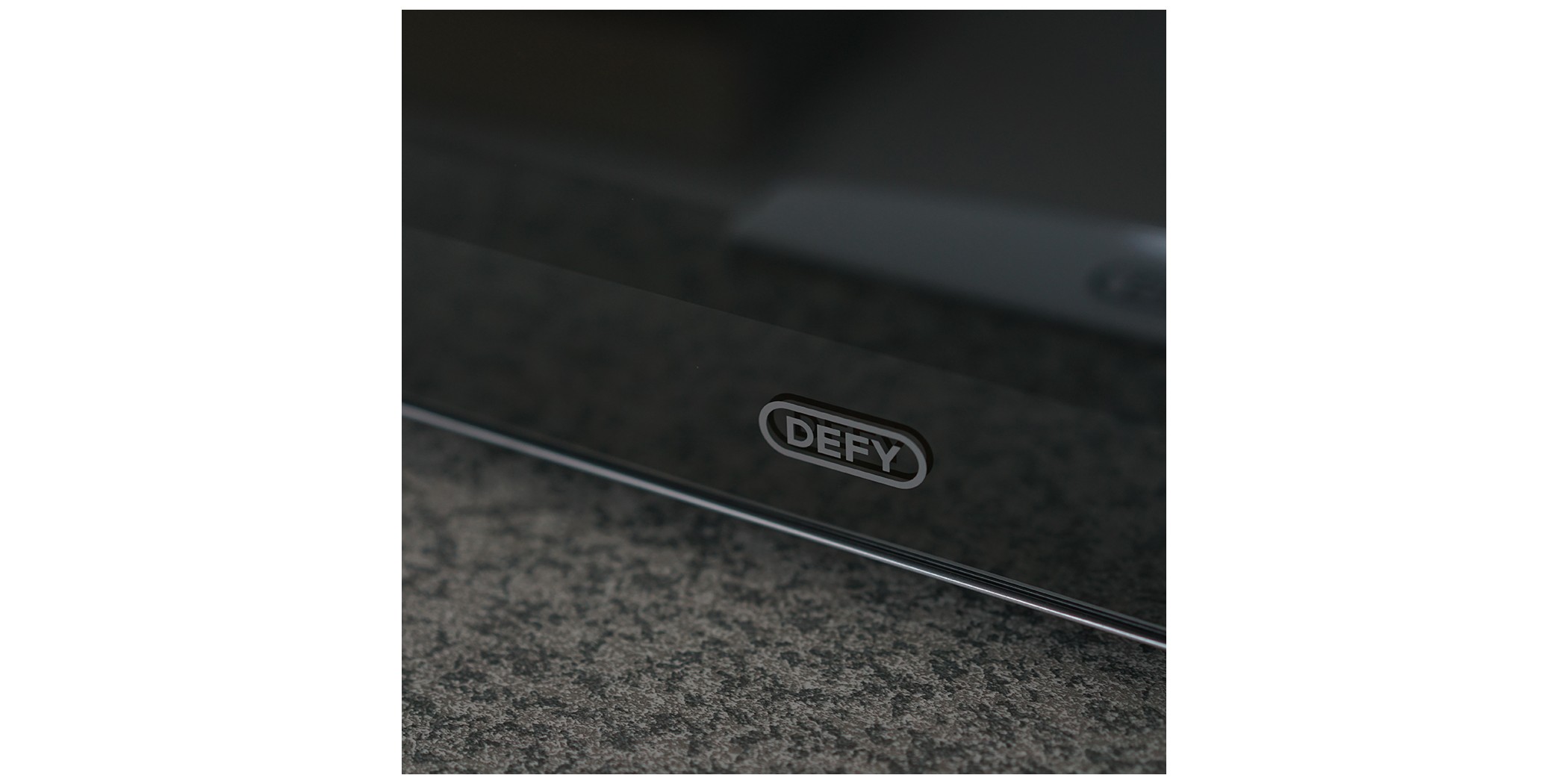 Defy DMO381 Microwave Oven