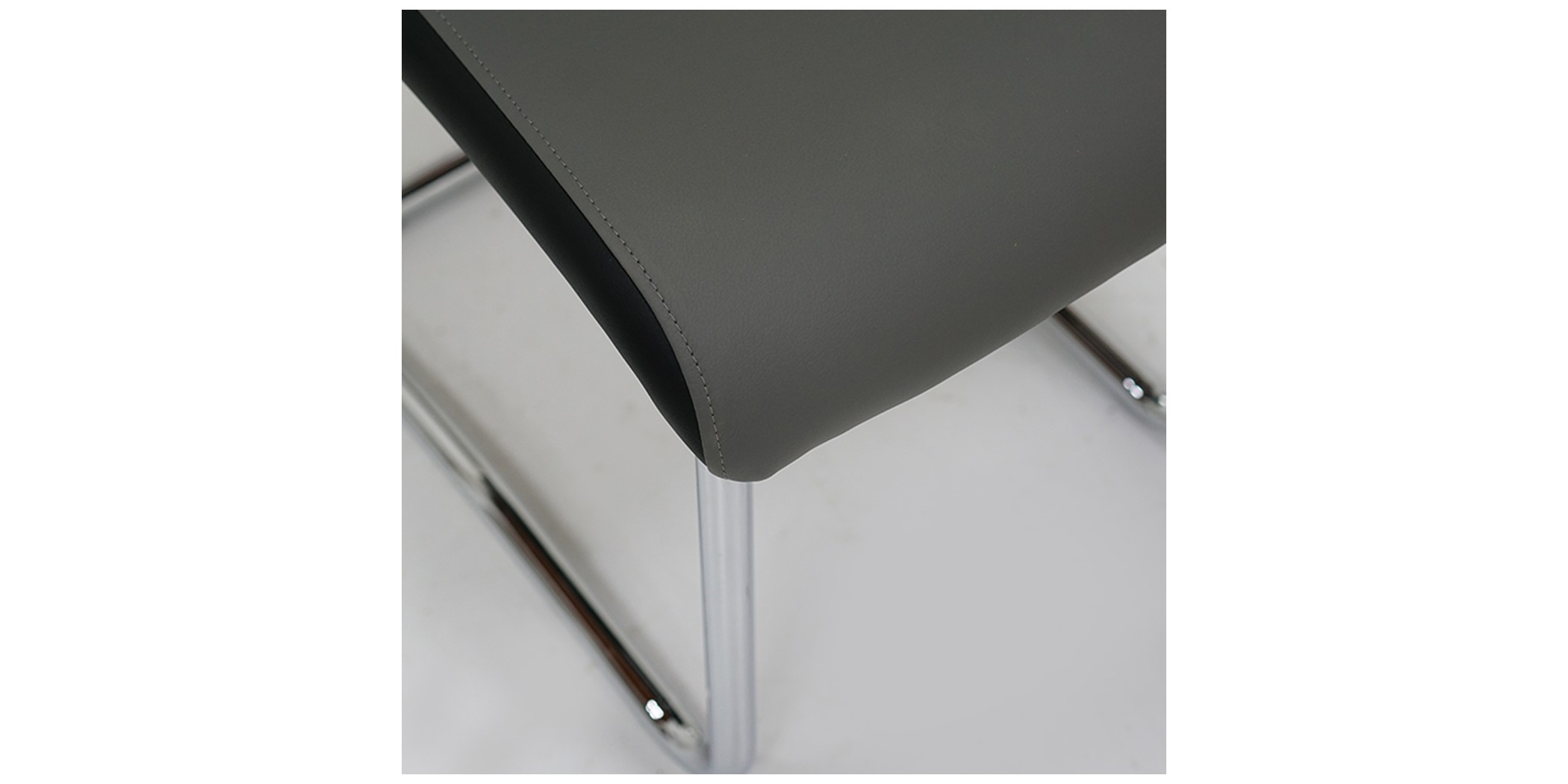 Lucky Chair Grey/Black Color